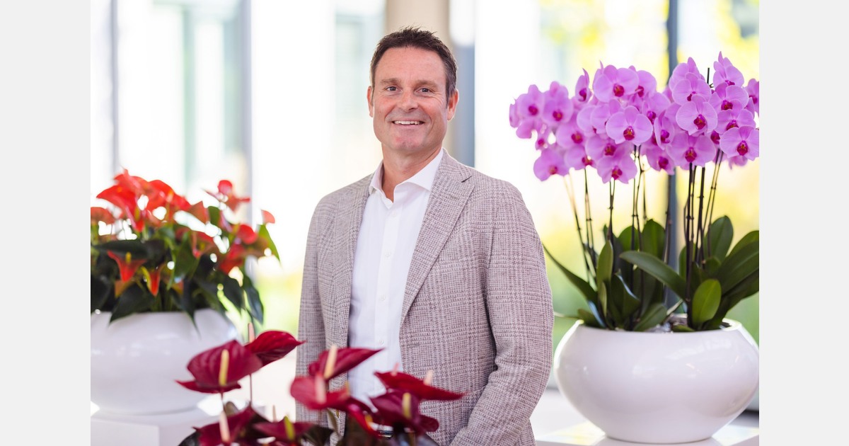 Floriculture breeder Anthura focuses on daylight-free cultivation