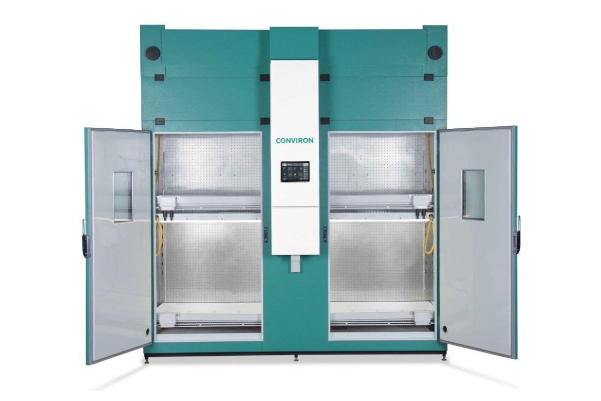 What are the benefits of adaptable plant growth chambers?