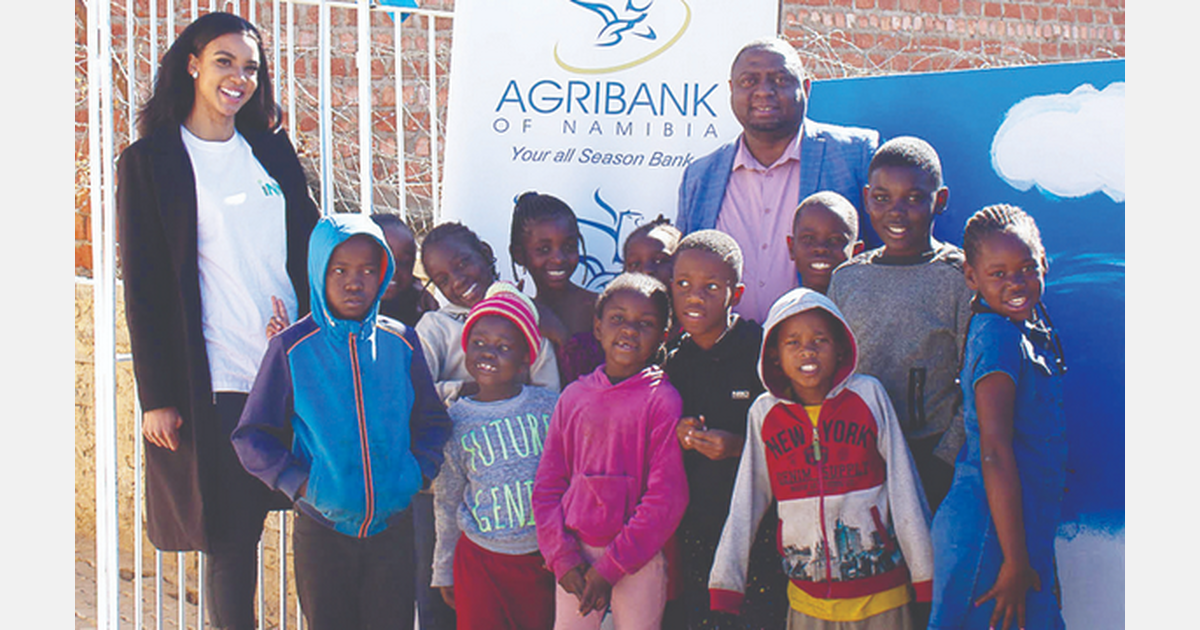 Former Miss Namibia hands over hydroponics projects to Cafo